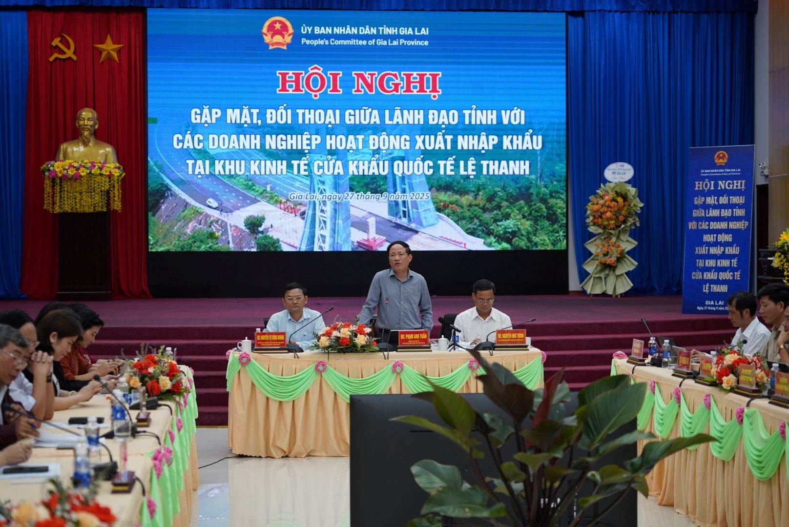 Gia Lai đối thoại doanh nghiệp, tìm “cú hích” cho cửa khẩu Lệ Thanh